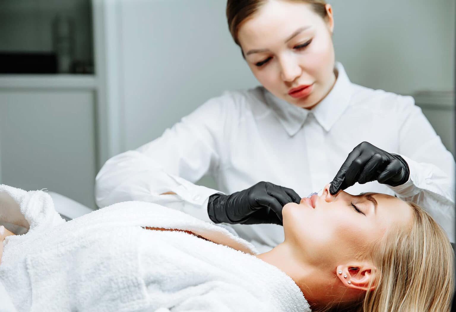 5 Nose Flaws That Can Be Corrected With Nose Fillers | SL Aesthetic Clinic